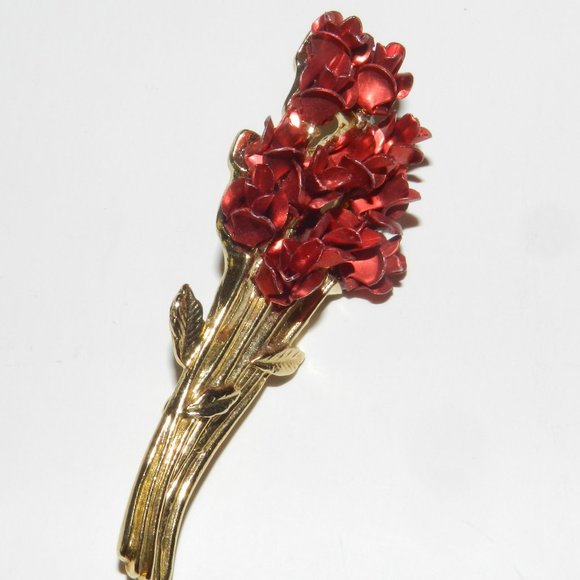 DM 97 | Jewelry | Vintage Avon Brooch Red Rose Bouquet Gold Plated ...